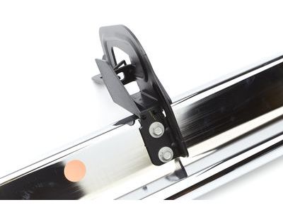 OEM GM 20990095 - Crew Cab 6-Inch Oval Assist Steps in Chrome (Diesel)